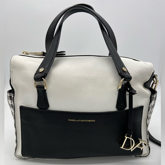 Diane Von Furstenberg | Bags | Diane Von Furstenberg Voyage Colorblock ...